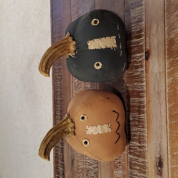 Holiday | 2 Primitive Pumpkins | Poshmark